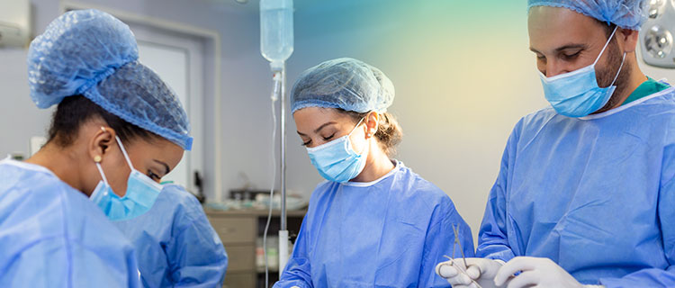 Operationstechnischer Assistent: Alle Infos | Unique Med